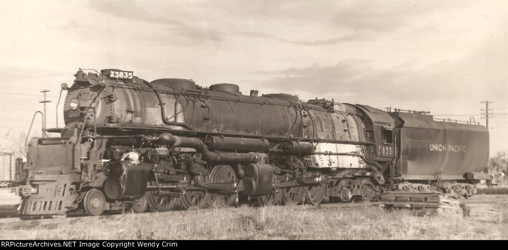 UP 3835 New to the site.